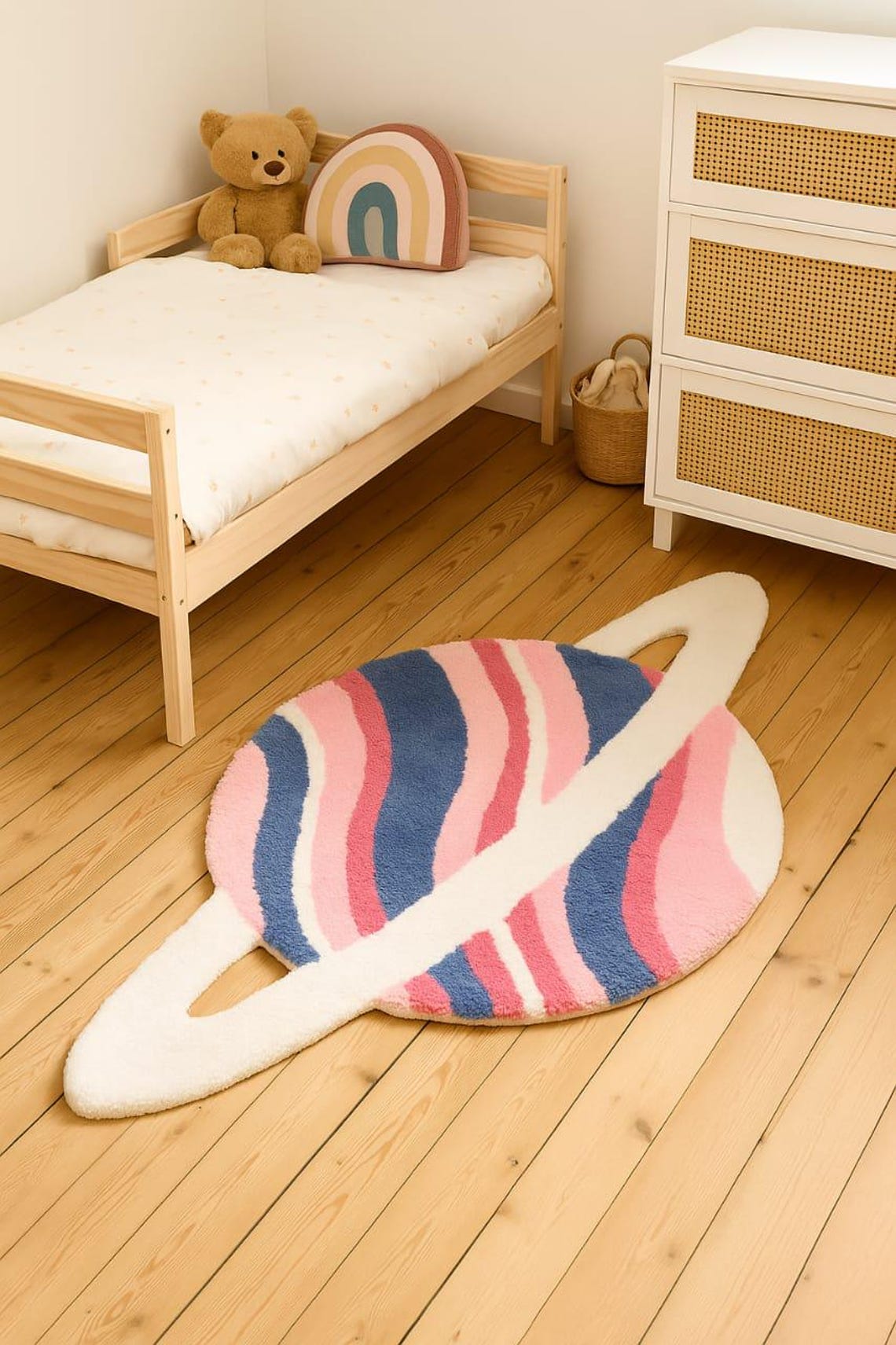 Planet Shaped Hand-tufted Rug – Space Theme Kids Room Rug | Custom ...
