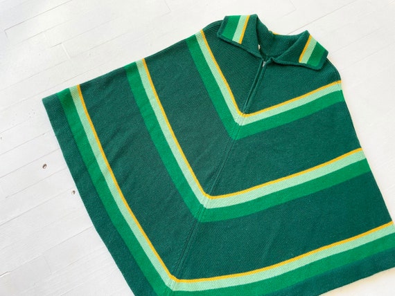 1970s Green Chevron Poncho - Gem