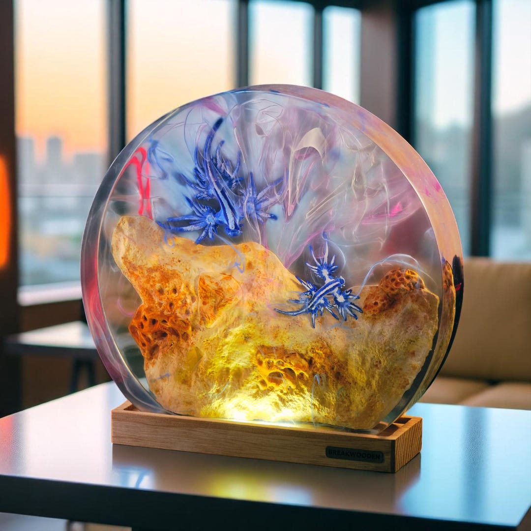 Fantasy Coral Reef LED Resin Lamp, Round Acrylic Light With Glowing Sea ...