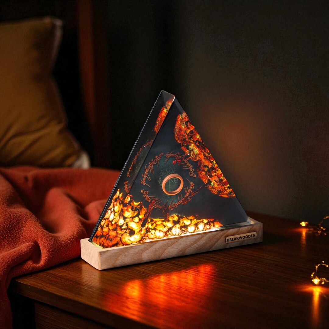 Lord of the Ring Night Light, Sauron LED Pyramid Lamp, Mordor Lava Lamp ...