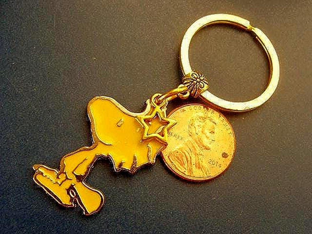 NEW! Gold Happy Yellow Bird - WOODSTOCK "looking" Bird Keychain Jewelry ...