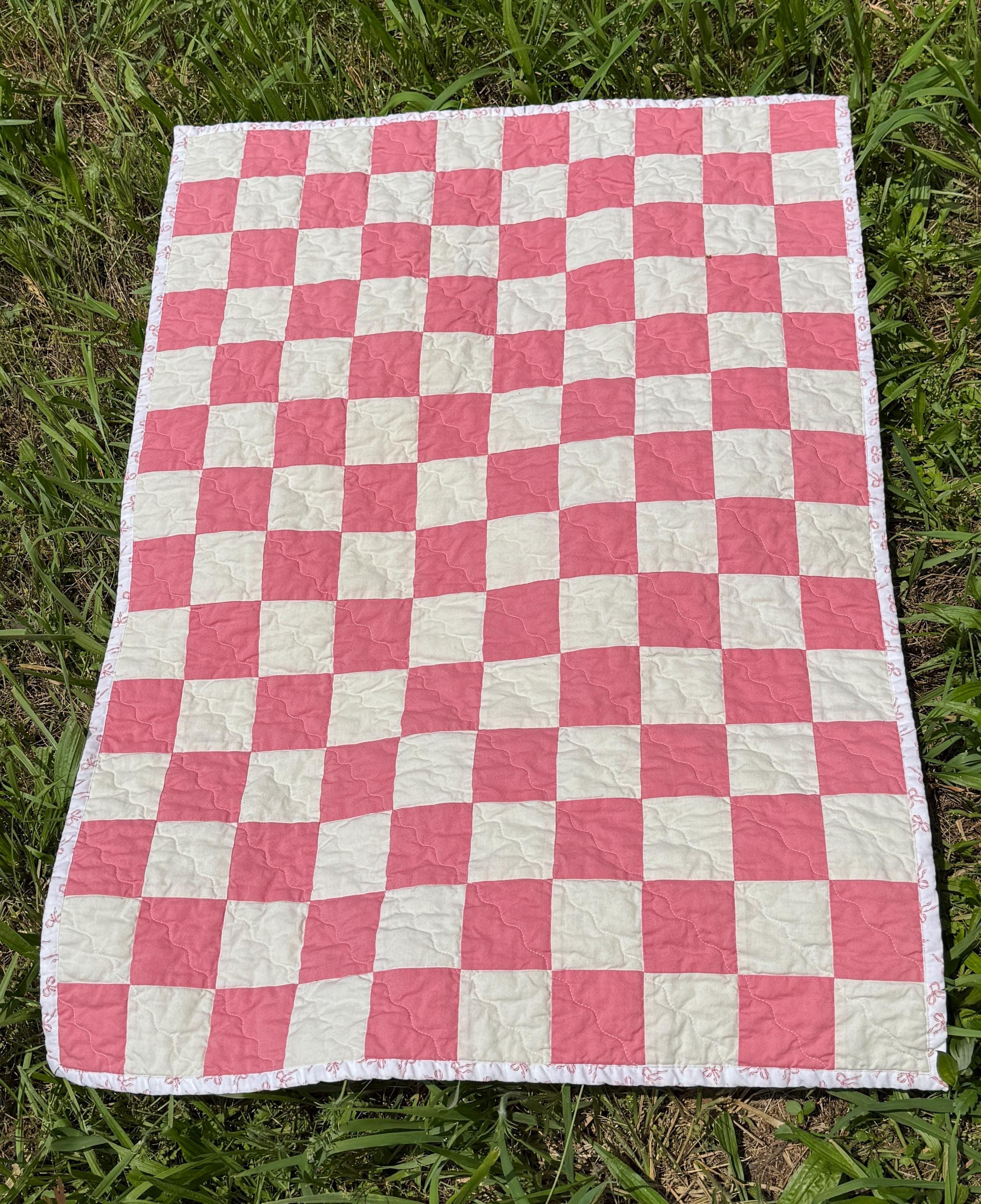 Pink and White Checker Baby Crib Quilt - Checkered Girl Handmade Bows ...