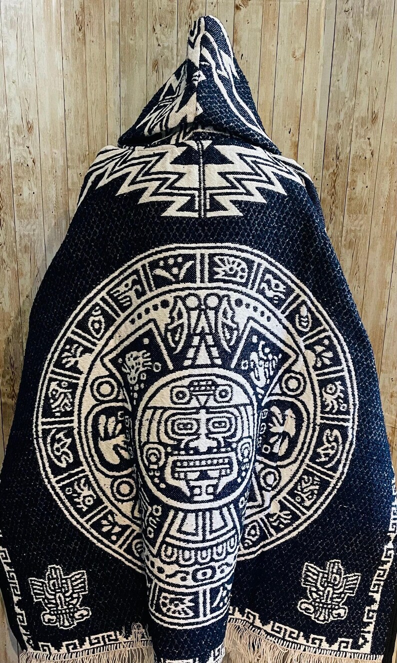 Mexican Poncho Aztec Calendar Poncho Gavan Calendario Azteca Con Amor ...