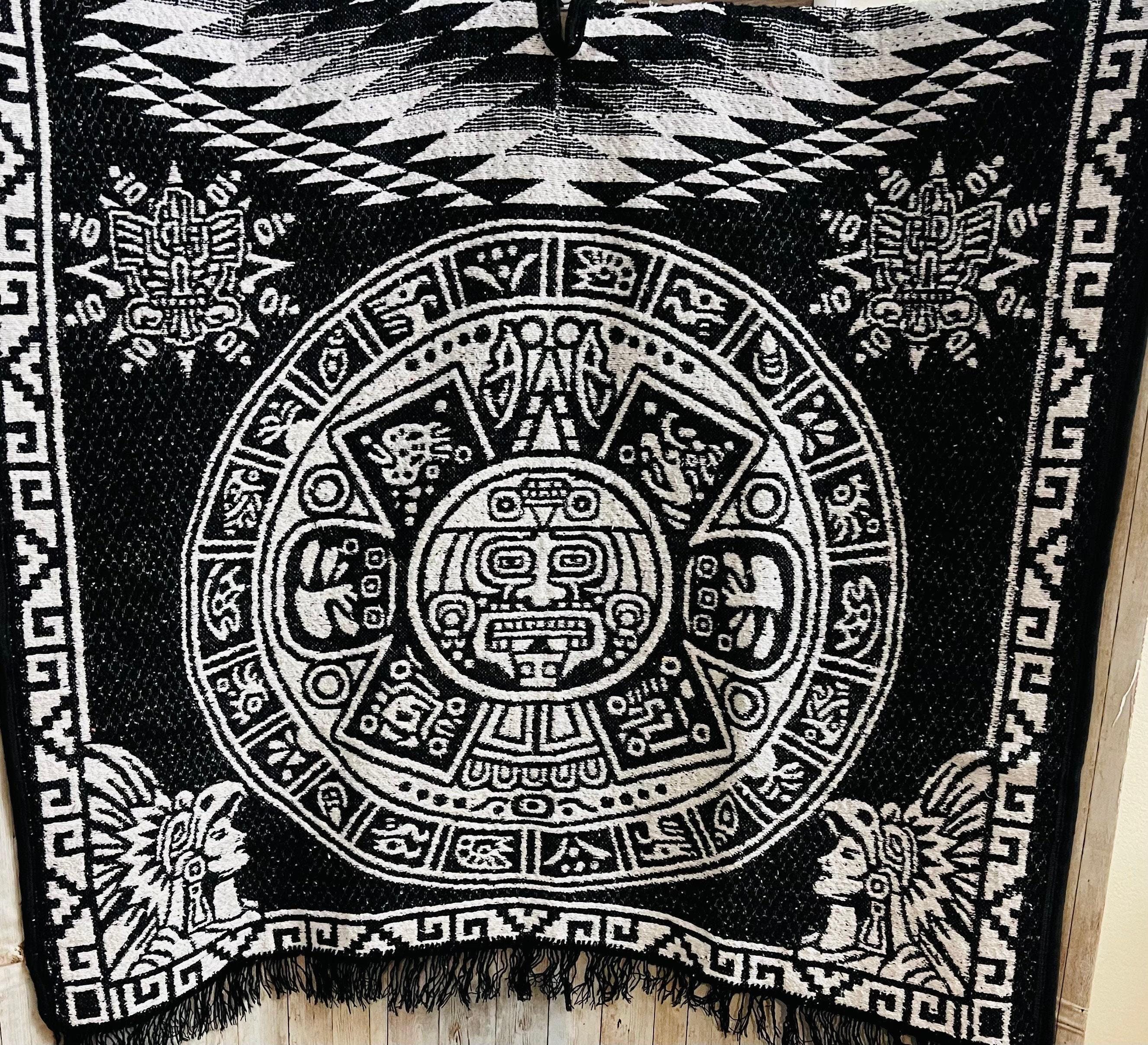 Mexican Poncho Gavan De Calendario Azteca Con Gorro Mexican PONCHO ...