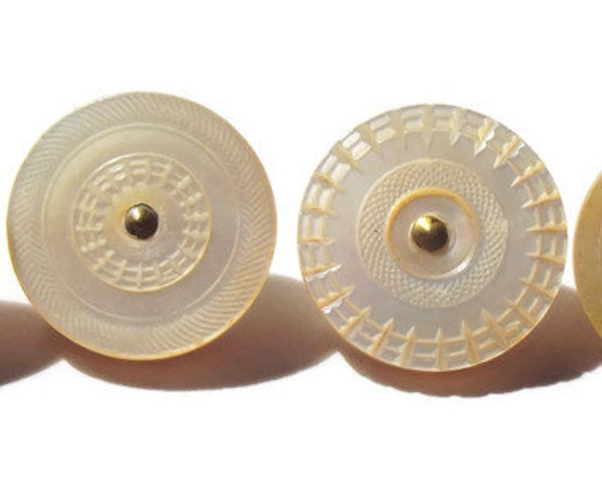 Antique Buttons ~ 4 Gorgeous Colonial Pearl Buttons ~ Carved & Etched ...