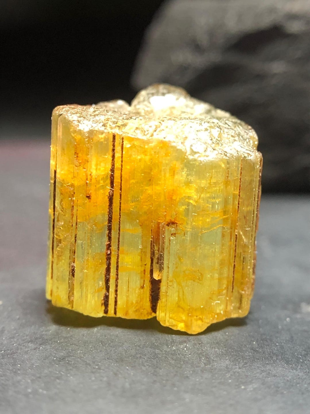 Gelber Turmalin Rohstein: 14,60 ct Ungeschliffener Edelstein - Etsy Schweiz