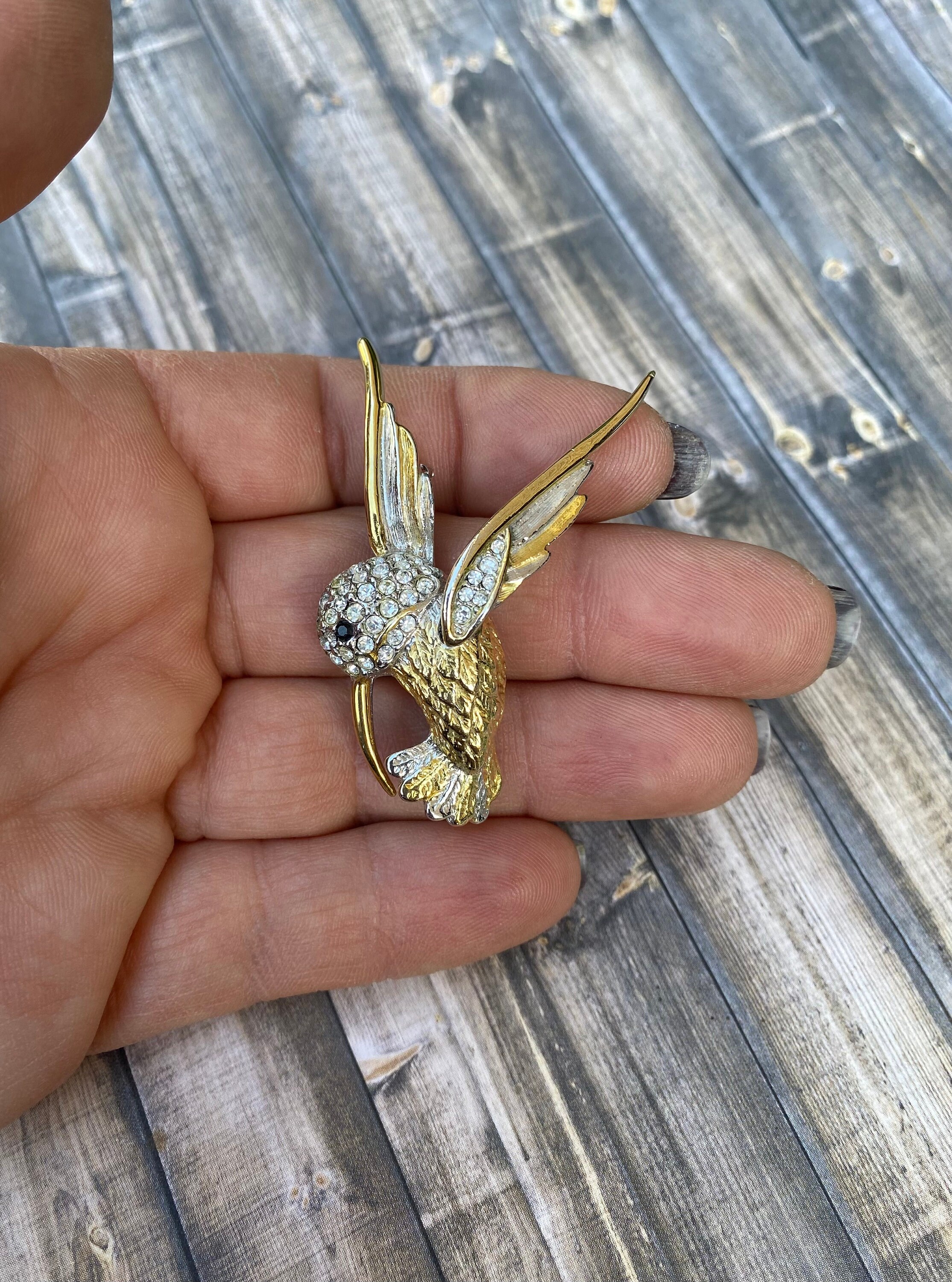 Gorgeous Vintage Butler Style Hummingbird Brooch Gold and White With ...
