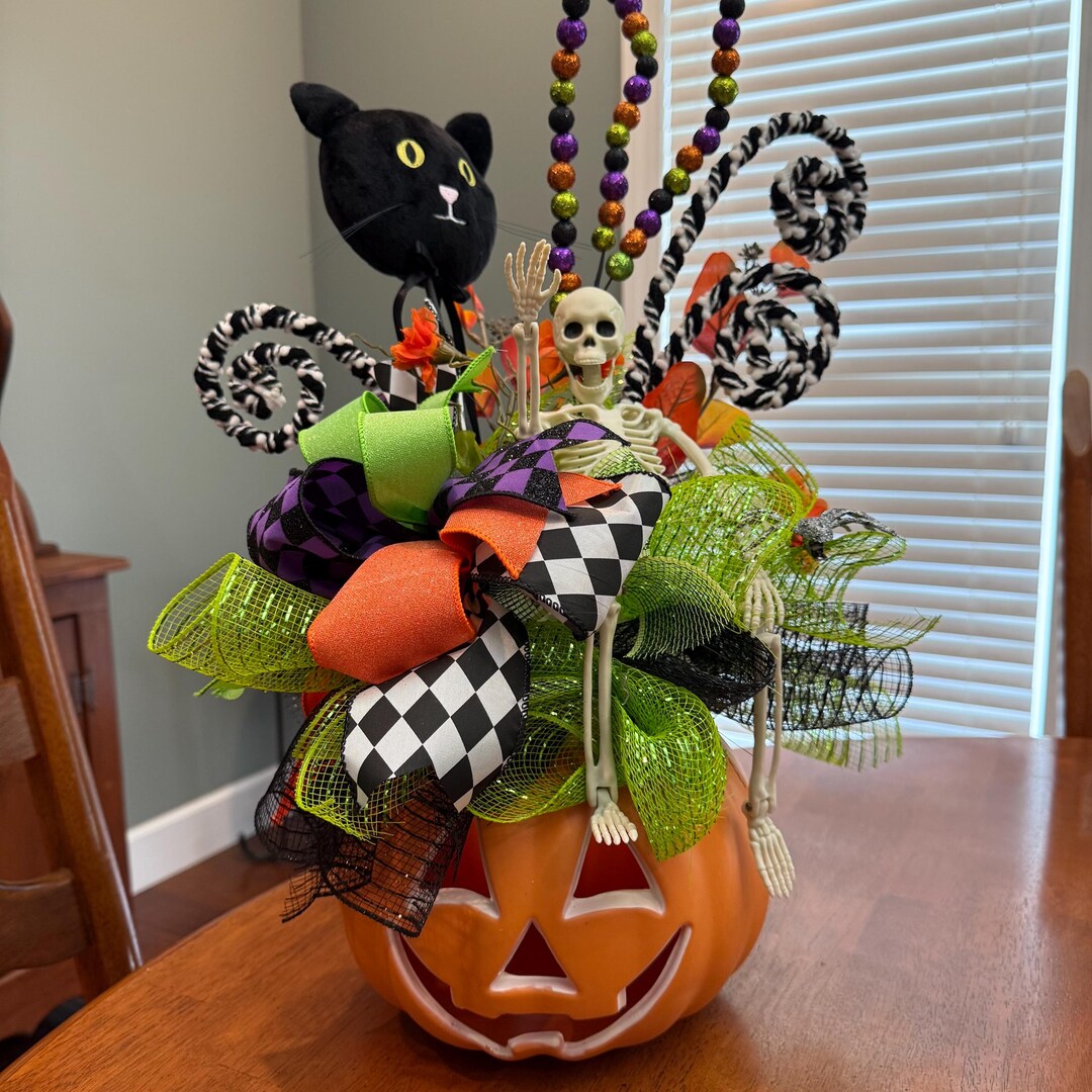 Halloween Skelly Jack-o'-lantern Centerpiece: Lighted Pumpkin, Florals ...