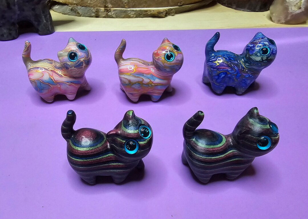 Colorful Wood & Daqi Cats Lacquer Painted Sandalwood - With Eyes - Etsy