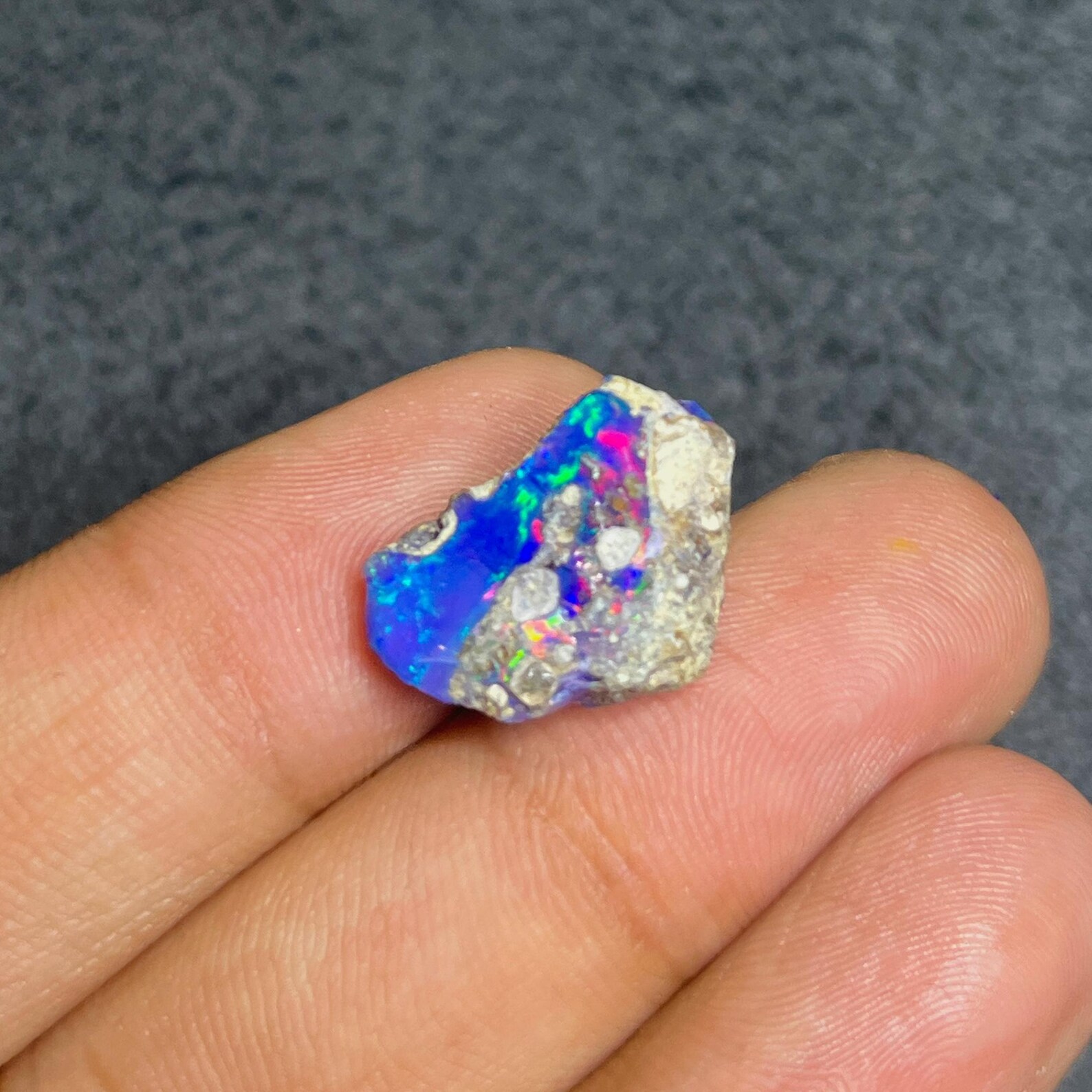 8.30 Cts, Multi-fire Honeycomb Pattern Black Opal Rough Rare Ethiopian ...