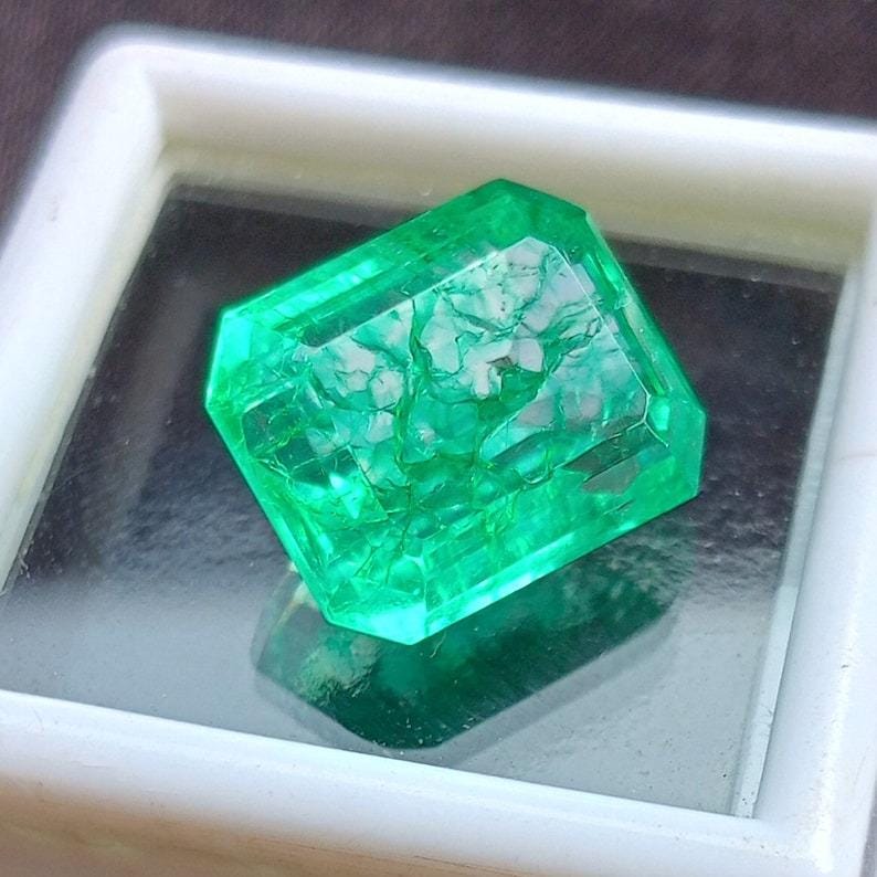 Colombia Emerald Green Emerald Cut 9 Ct Natural for Jewellery Making ...