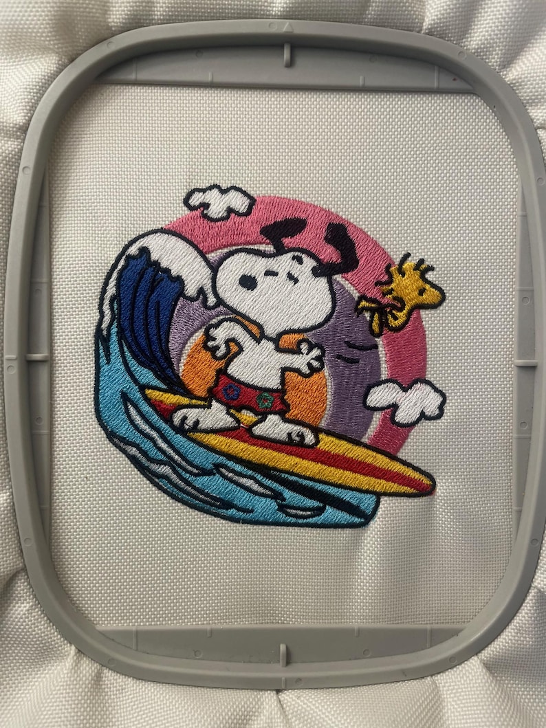 Snoopy Surfs the Wave Embroidery - Etsy