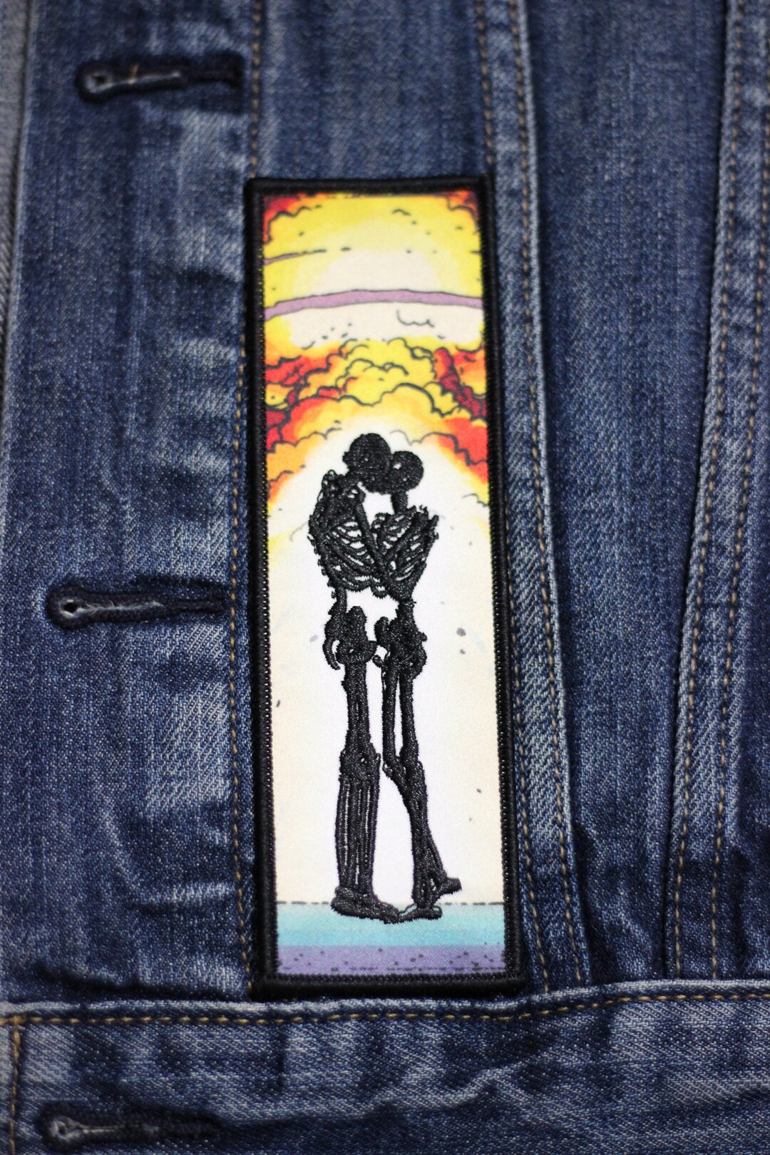 Atomic Nuclear Kiss Hiroshima Lovers Watchmen Comic Book Embroidered ...