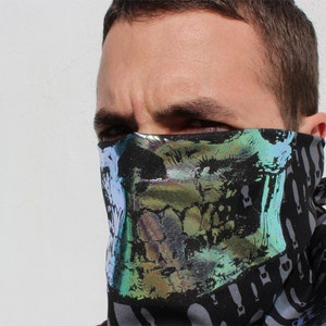 Zombie Apocalypse Holographic Skull Face Silver Bomb Print Black ...