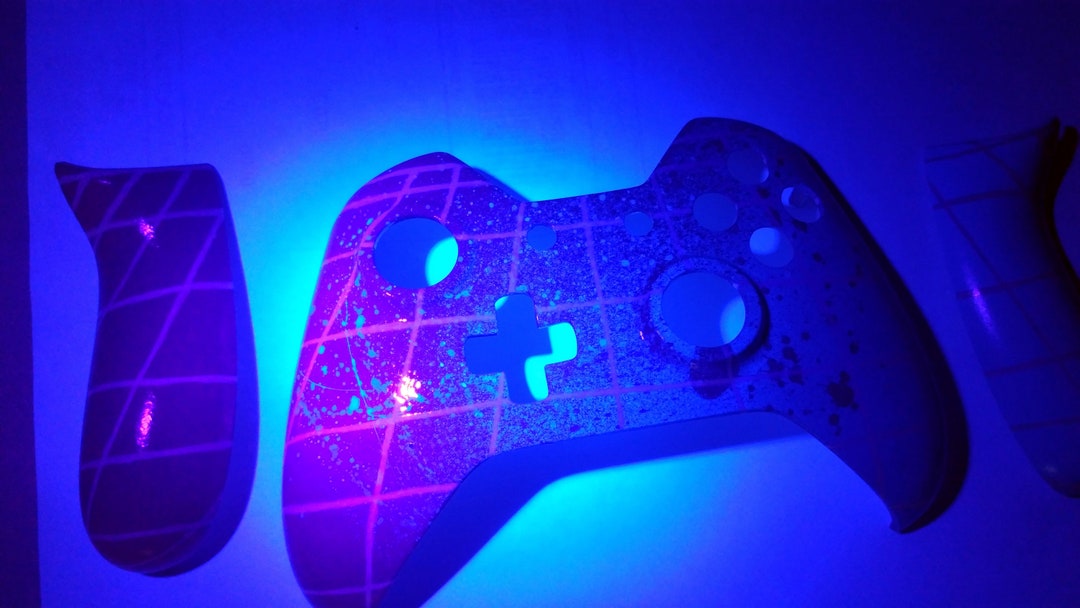 Custom Painted XBOX One Controler Faceplate Black Light Retro - Etsy