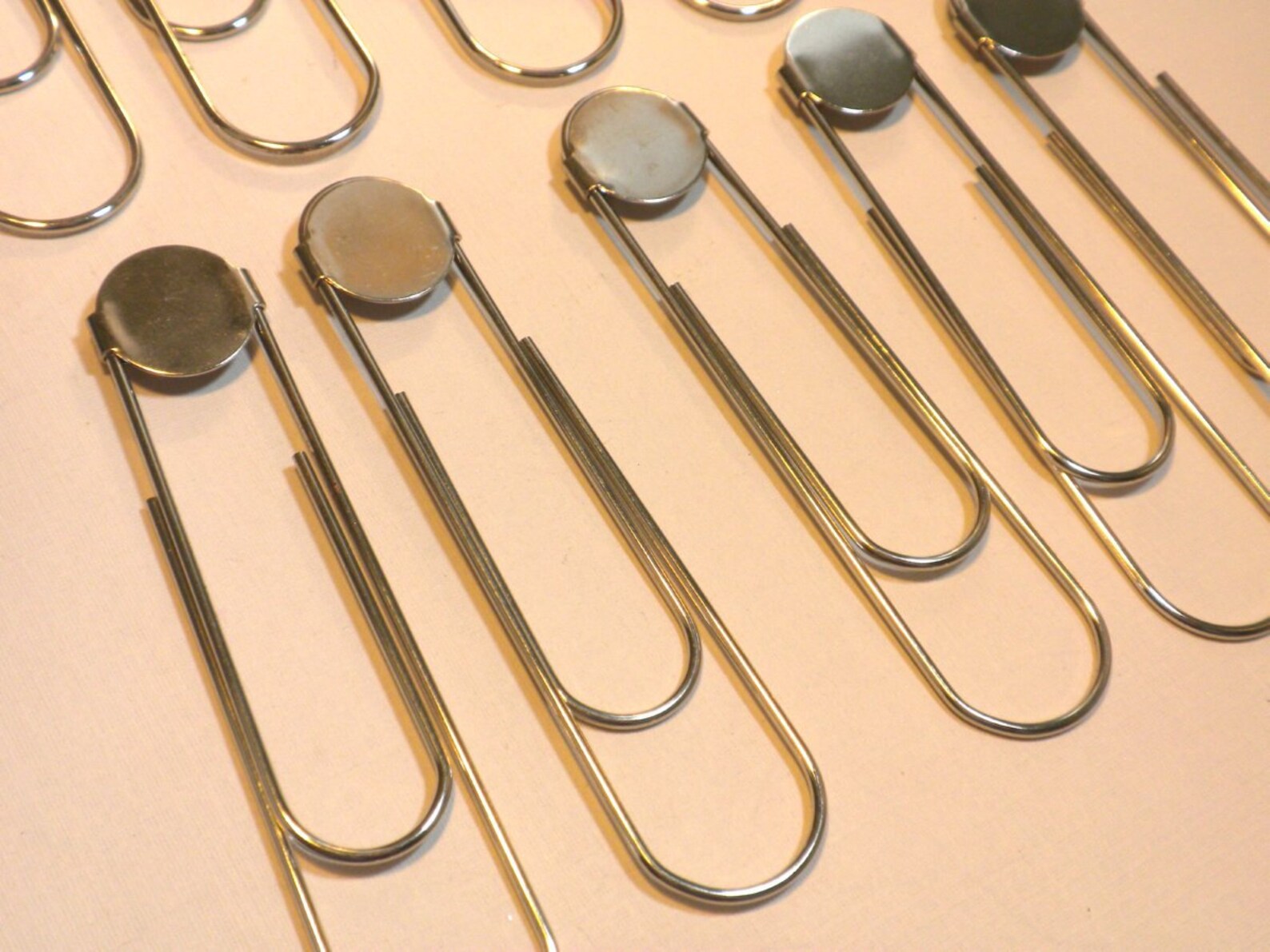 Giant Paper Clip Book Mark With Glue Pad Decorate With - Etsy