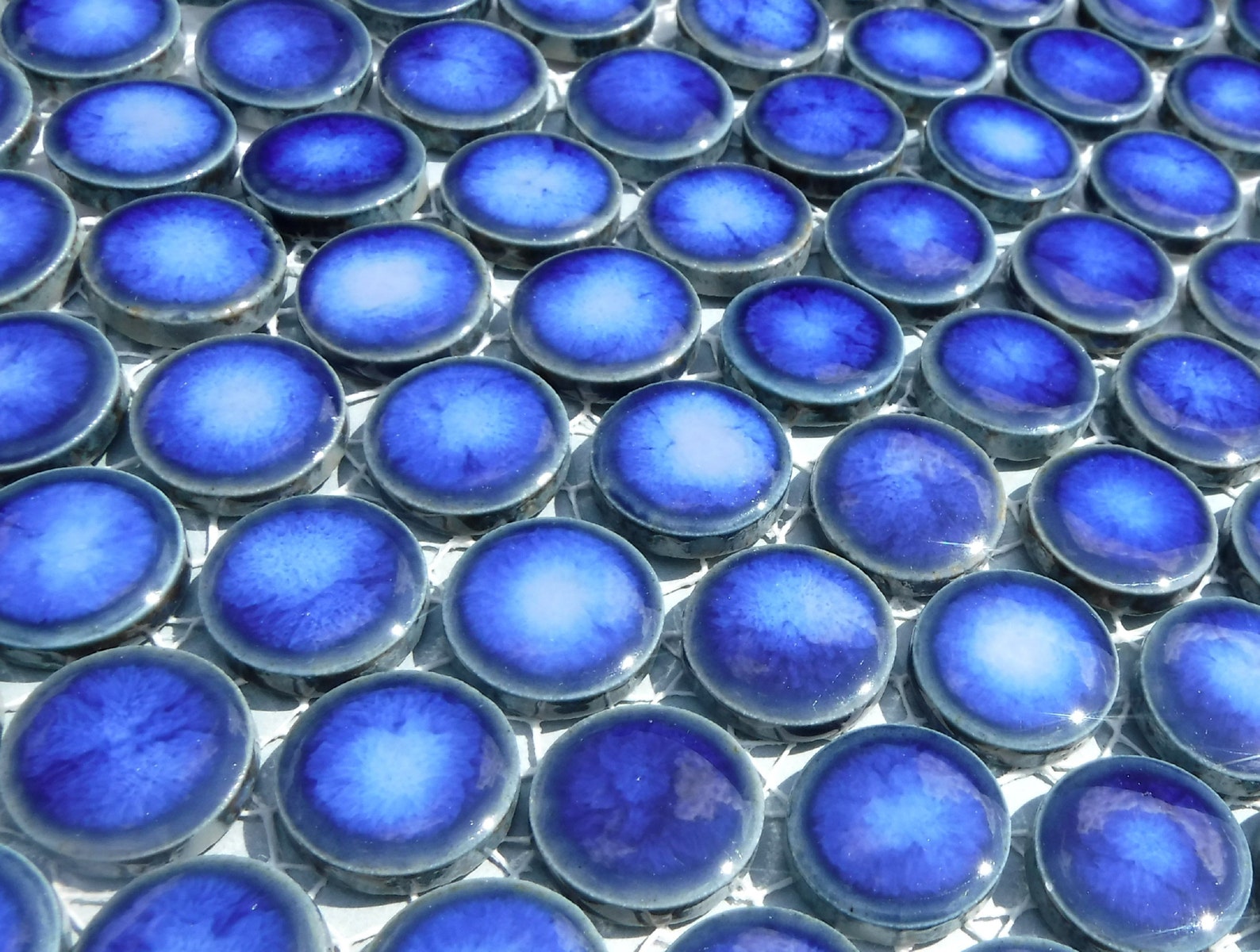 Stone Washed Blue Ceramic Tiles - 2 Cm Penny Rounds - 25 Porcelain ...