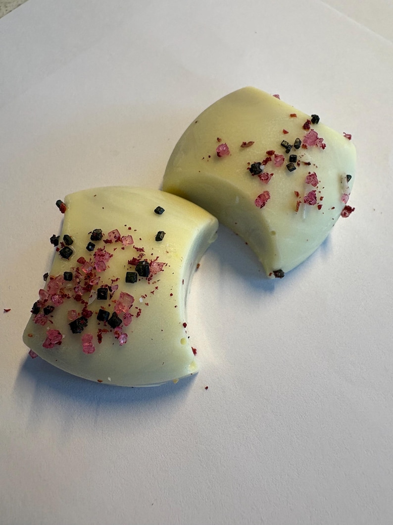 Artisan Chocolates, Ganache Truffles, Chocolate Bonbons - Large Box - Etsy