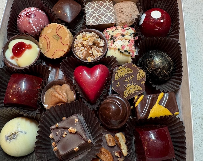 Artisan Chocolates, Ganache Truffles, Chocolate Bonbons - Large Box We ...