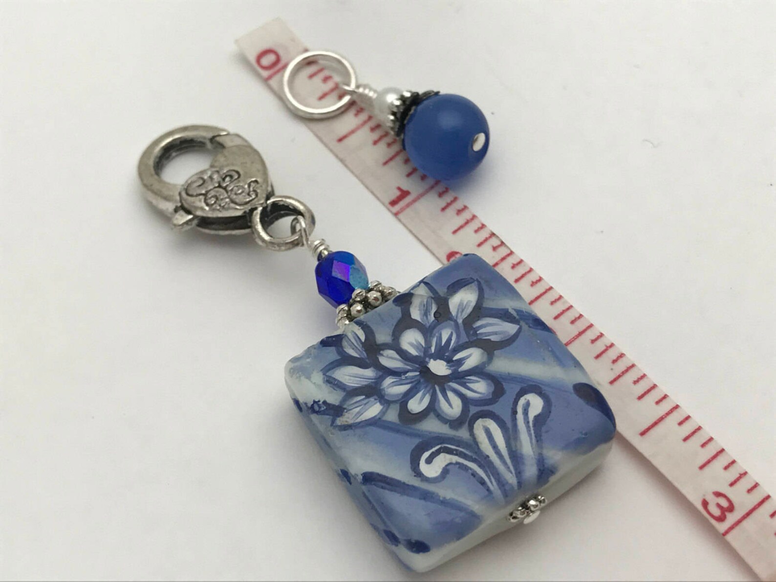 Blue Flower Stitch Marker Holder & Snag Free Stitch Markers | Knitting ...