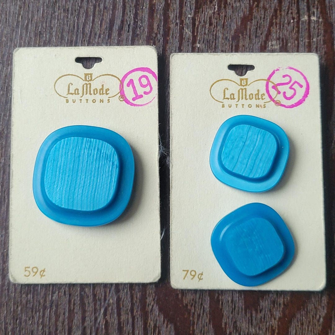 Vintage La Mode Button Set, 3D Stacked Blue Buttons | 30mm + 22mm - Etsy