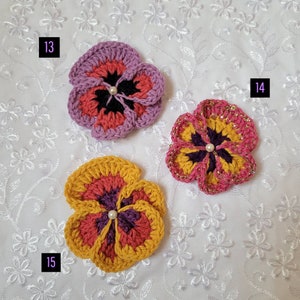 Crochet Pansy / Viola Brooch - Etsy