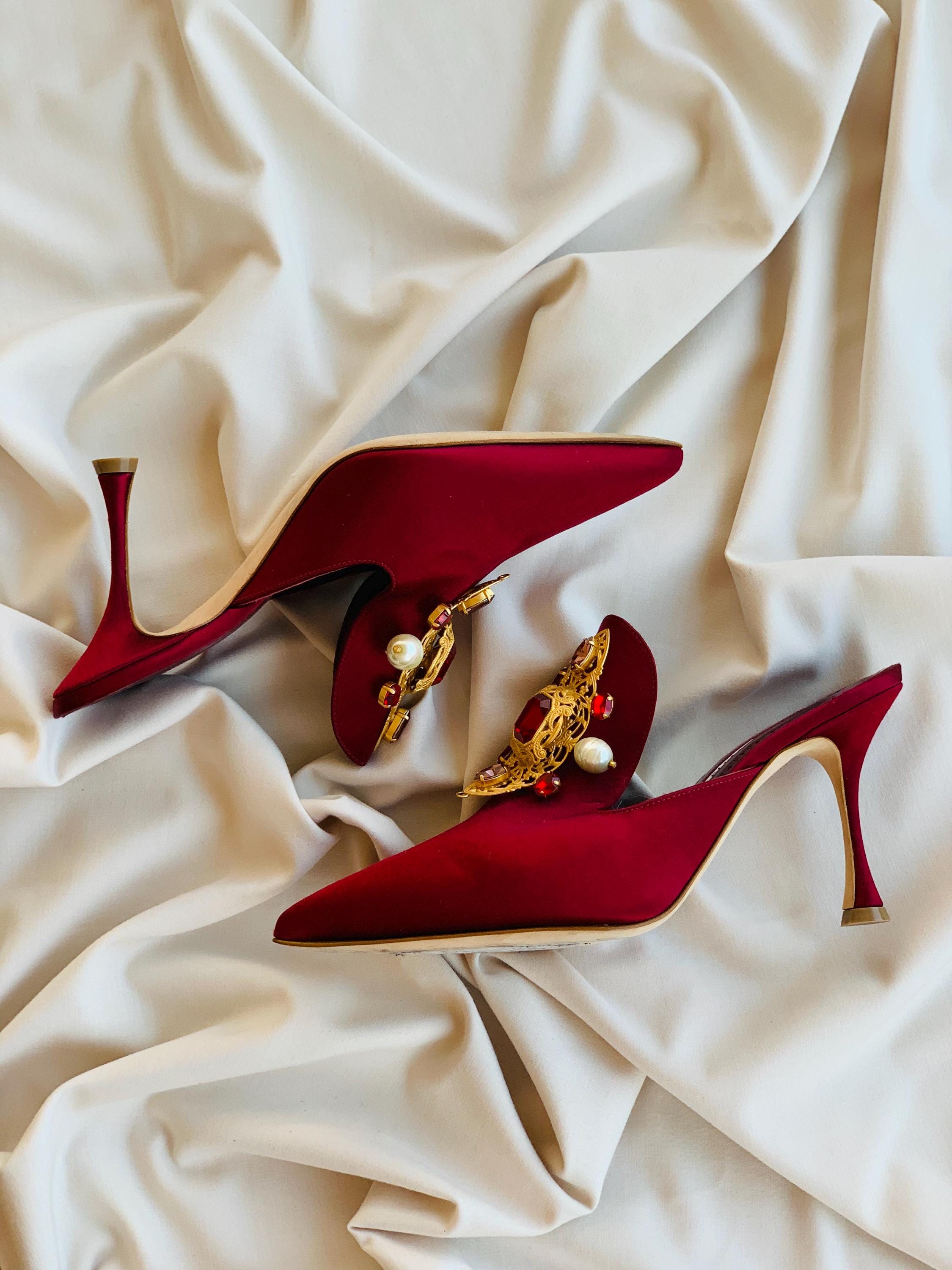 Manolo Blahnik Burgundy Satin Heels - Baroque Gem Brooch Mules - Rare ...