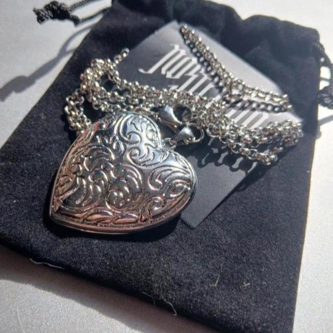 NOSFERATU Ellen Hutter Locket Prop Replica. 1:1 Scale LAST ONE - Etsy