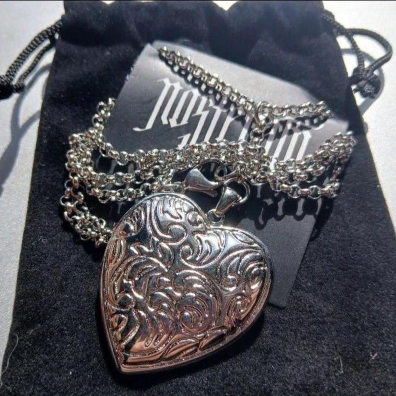 NOSFERATU Ellen Hutter Locket Prop Replica. 1:1 Scale - Etsy