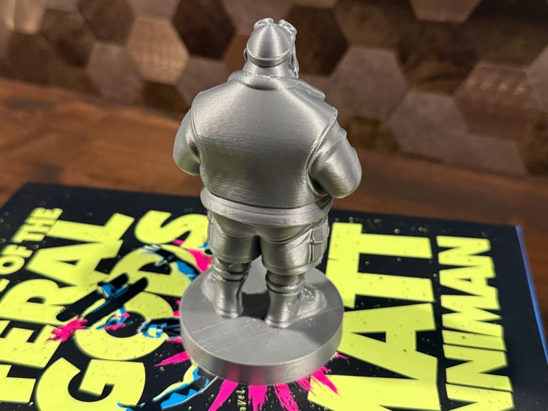 Louis Santiago – Silver 3D Printed Figurine | Dungeon Crawler Carl | - Etsy