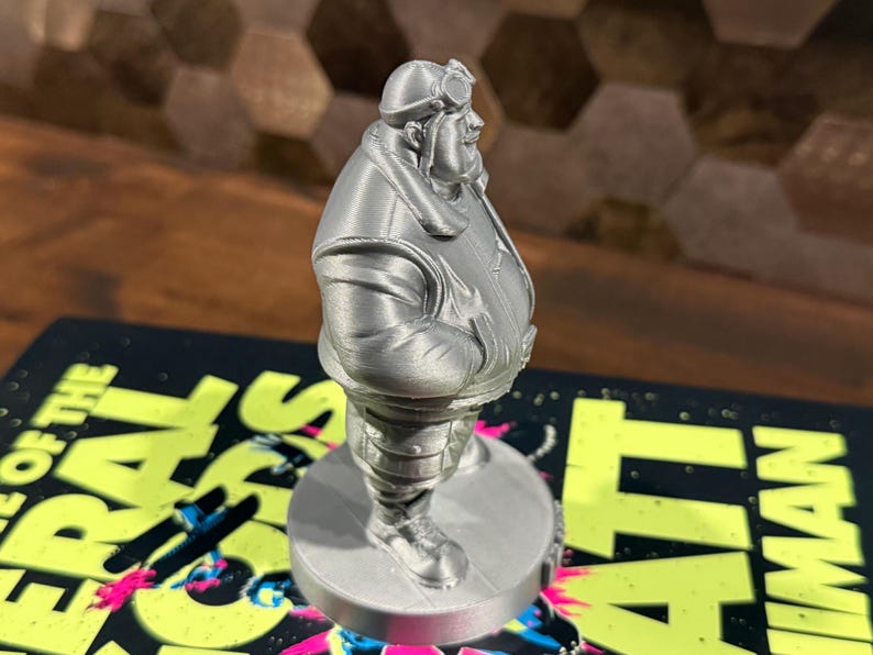 Louis Santiago – Silver 3D Printed Figurine | Dungeon Crawler Carl | - Etsy