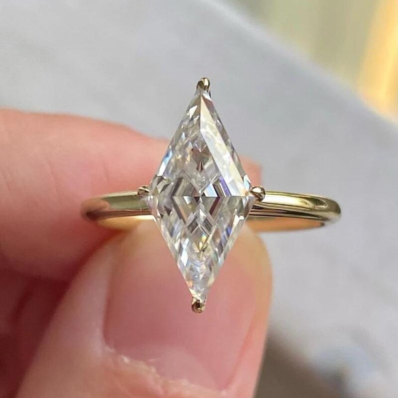 Kite Gold 3ct Diamond - Etsy