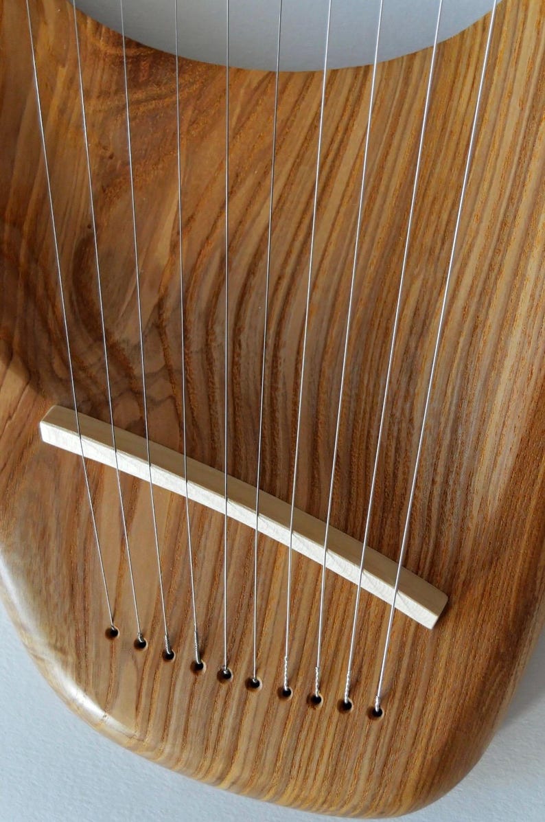 Pentatonic 10-string Lyre Harp – Musical Instrument With Extra Strings ...
