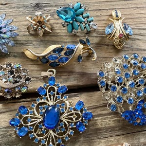 Shades of Blue Vintage Pink Rhinestone Salvage Harvest Lot Necklaces ...