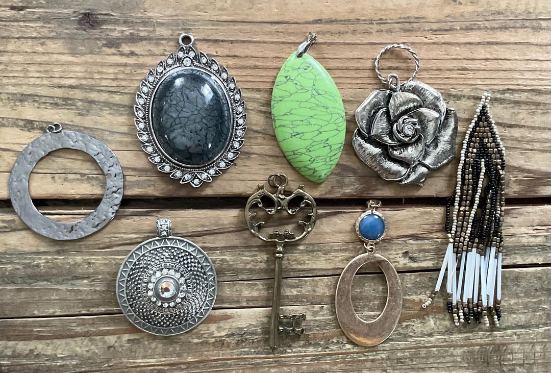 Vintage Modern Chunky Pendant Lot Key Rose Rhinestone Craft Lot Destash ...