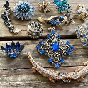 Shades of Blue Vintage Pink Rhinestone Salvage Harvest Lot Necklaces ...