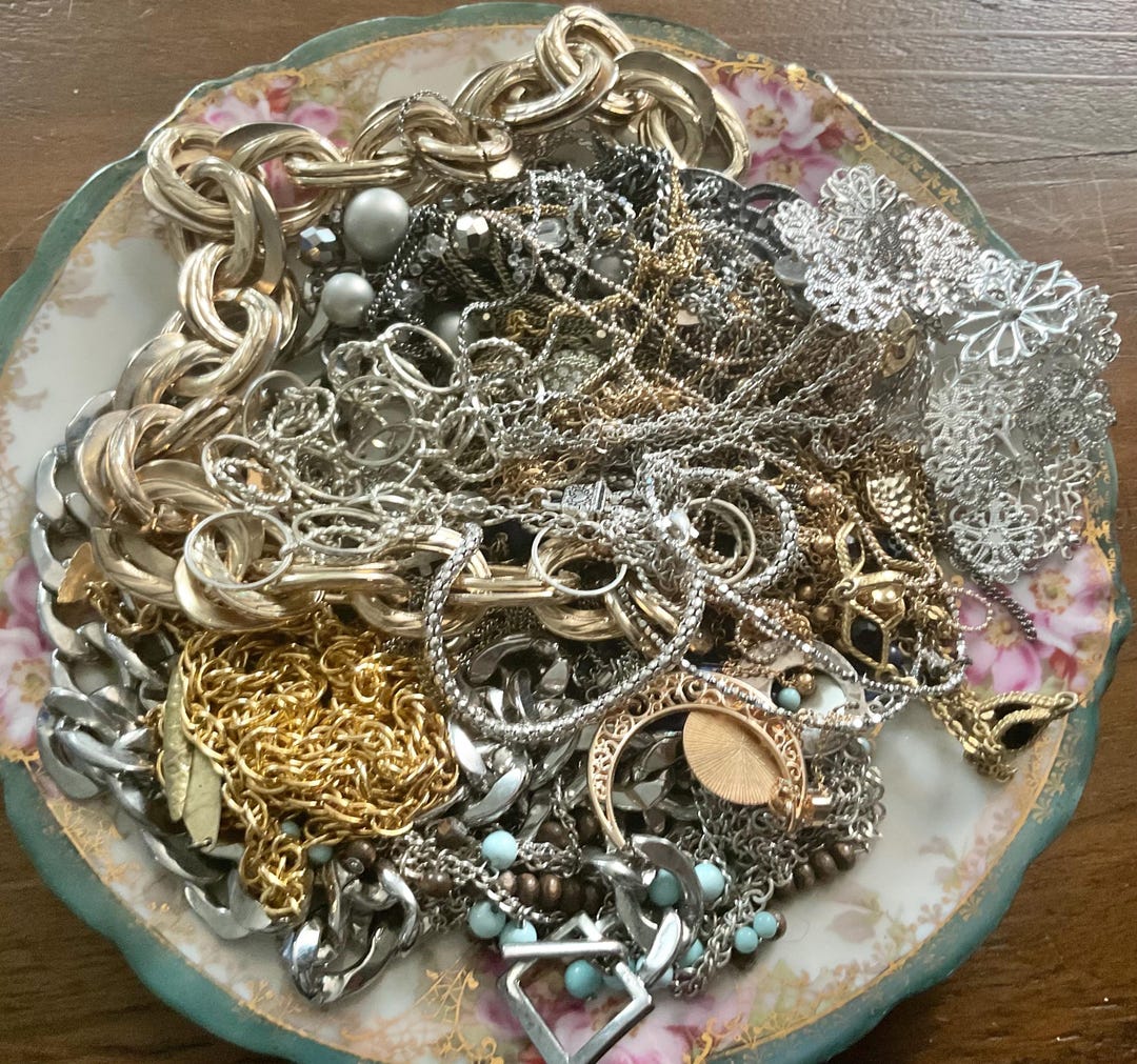Lot of Vintage and Modern Whole and Scrap Metal Chains Craft Chains - Etsy