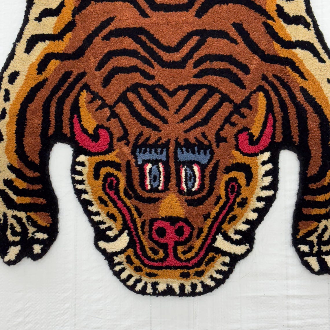 Tibetan Tiger Rug - Handmade Wool Tufted Rug | Animal Motif Rug ...