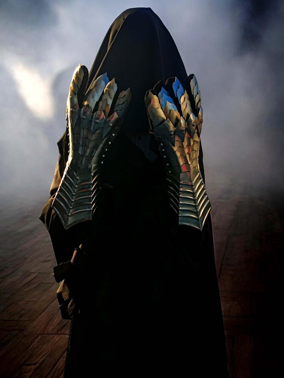 Nazgul Ringwraith Witch King Costume - Hooded Cloak, Gauntlets - Dark ...
