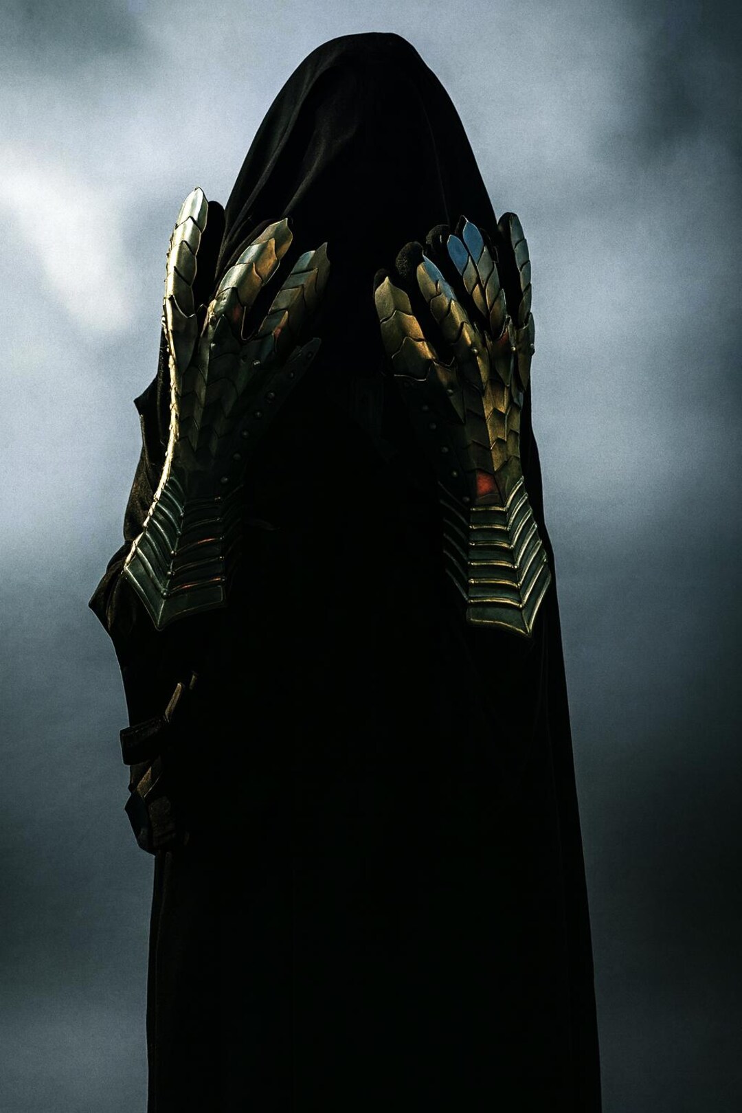 Medieval Nazgul Ringwraith Full Costume - Witch King Cloak, Gauntlets ...