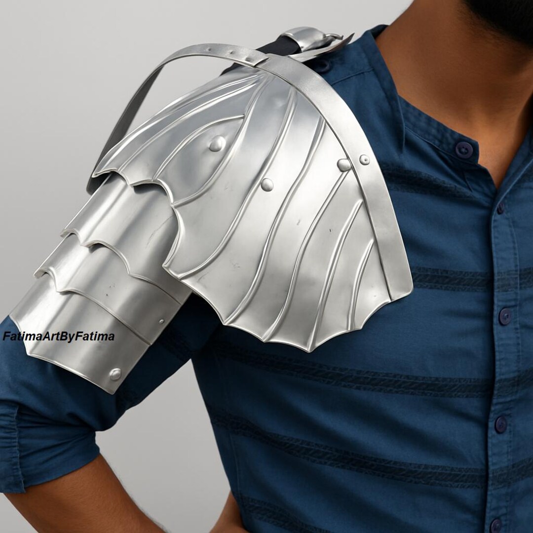 Black Steel Nazgul Pauldrons - Ringwraith Shoulder Armor for LARP ...