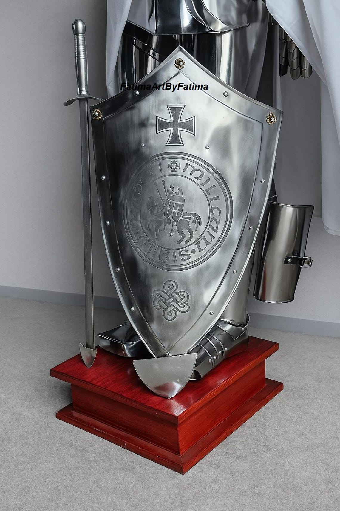Medieval Knight Full Body Suit: Wearable Steel Templar Crusader Costume ...