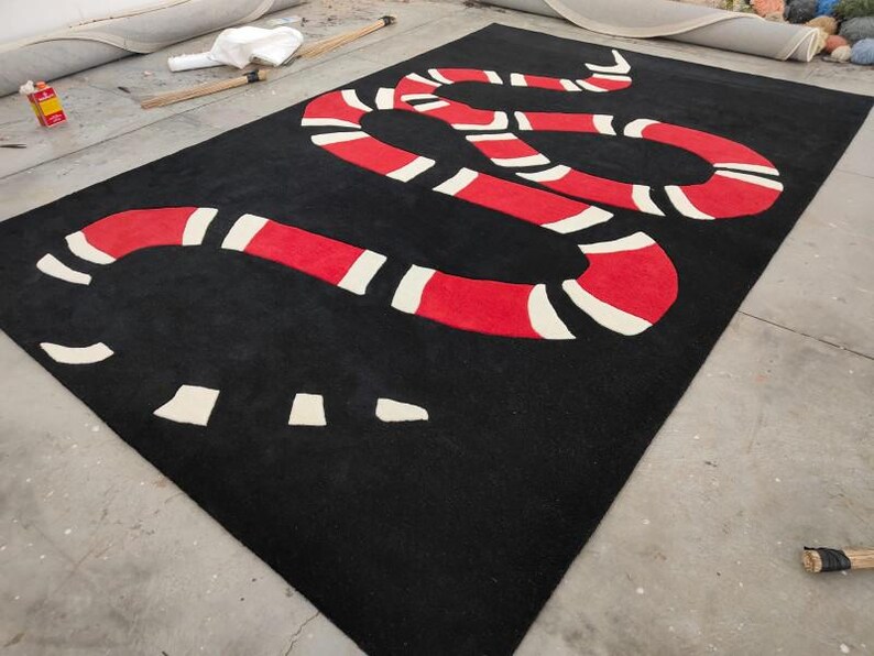 Hand-tufted Wool Snake Rug – Green, Modern Statement Carpet - Etsy