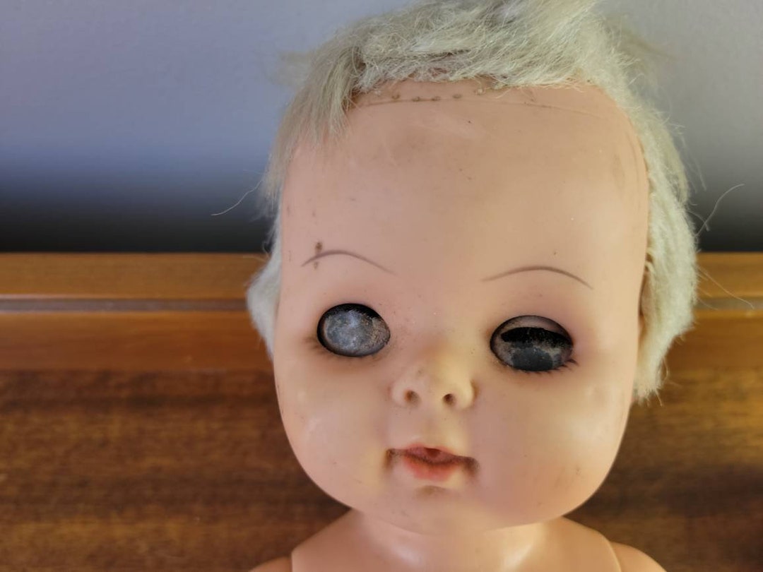 Vintage Creepy Baby Doll. Halloween Scary Baby W/ Sleepy Blinking Eyes ...