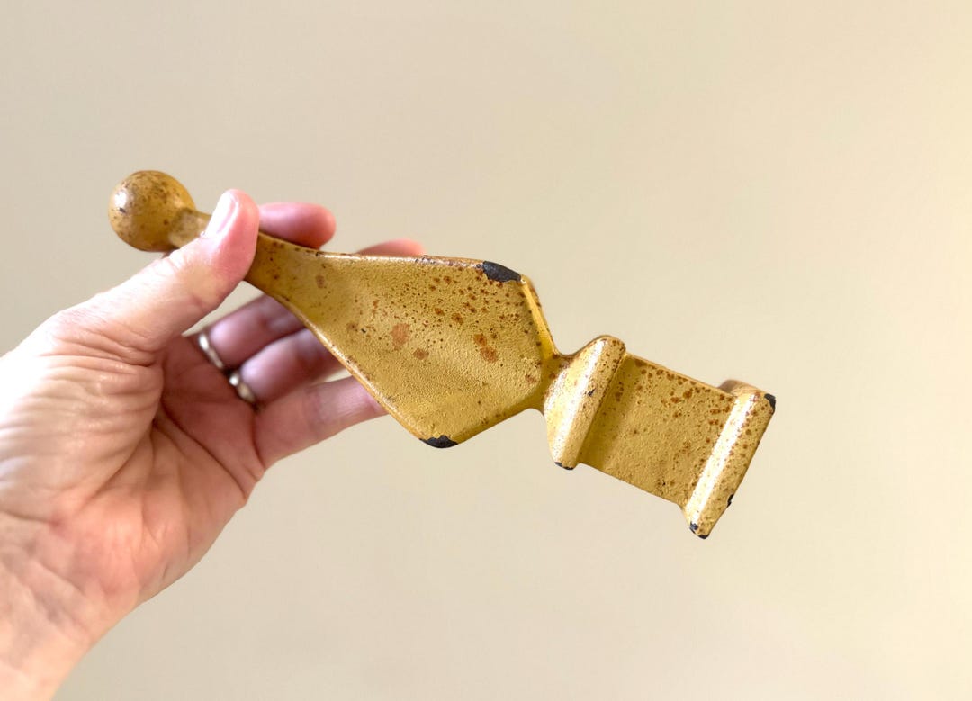 Large Vintage Iron Finial. Rustic Steeple Finial Shelf Art Fence Topper ...