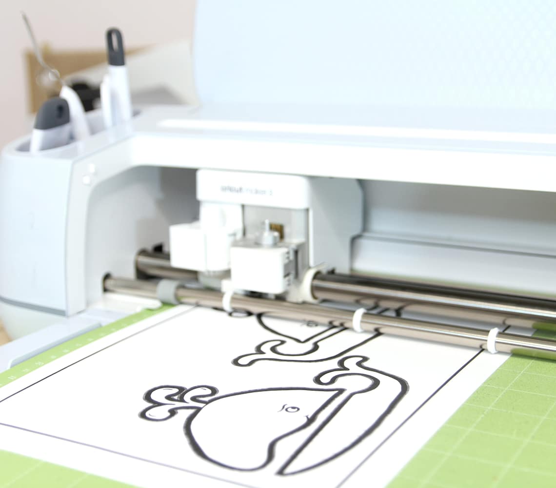 Jonah and the Whale Puppet Craft - Coloring Page Version | Yom Kippur ...