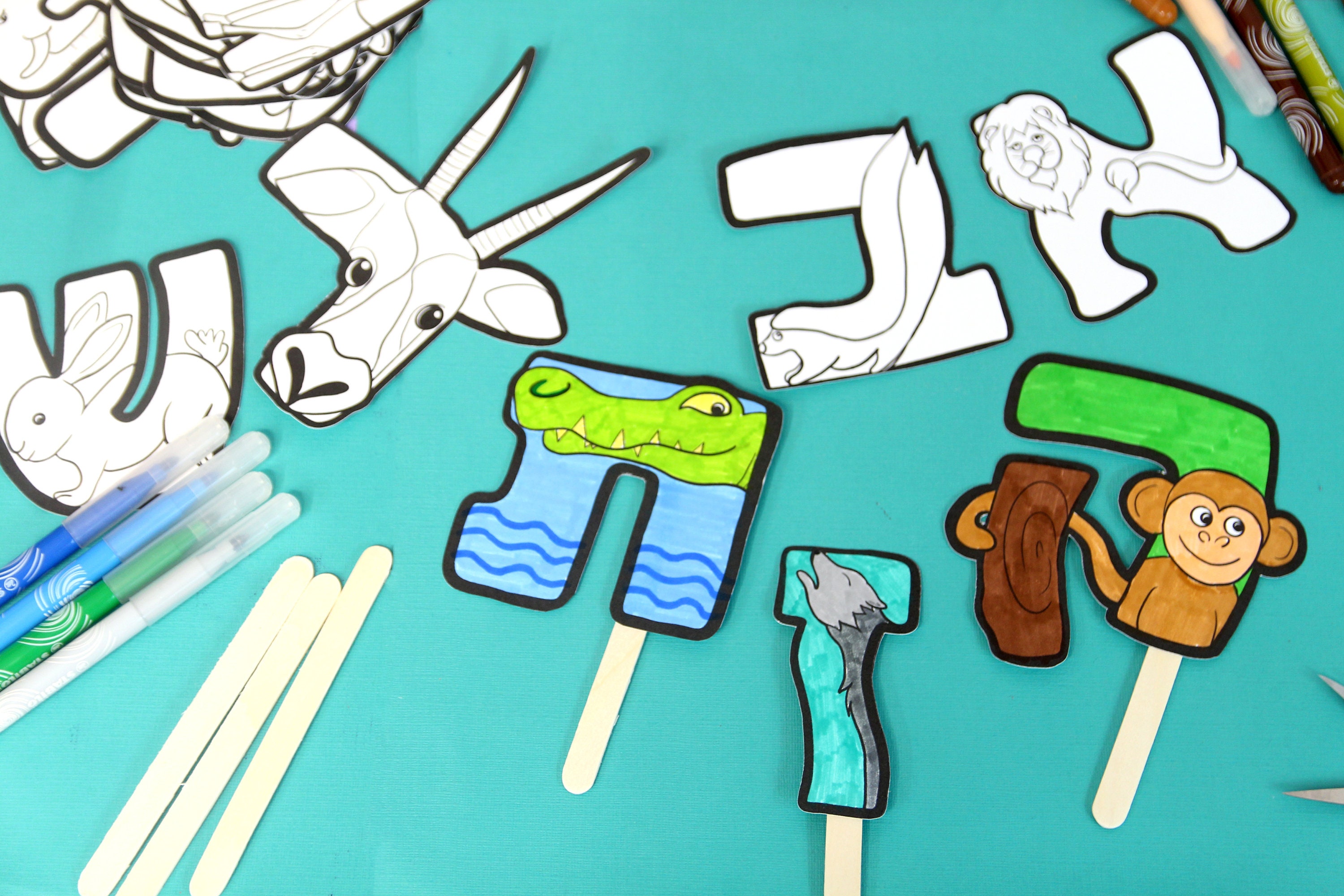 Color-in Aleph Bet Animals Puppets - Hebrew Alphabet Craft and Coloring ...