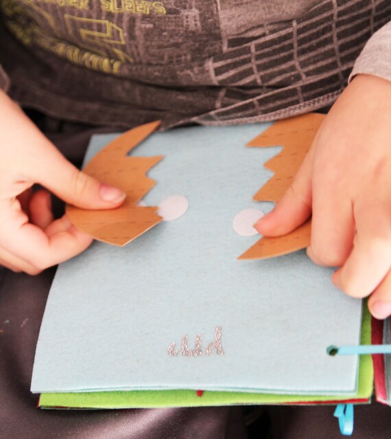 Preschool Haggadah Cover