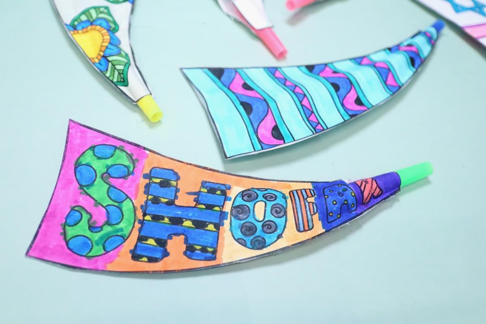 Rosh Hashanah Shofar Color & Craft | Jewish New Year Coloring Pages ...