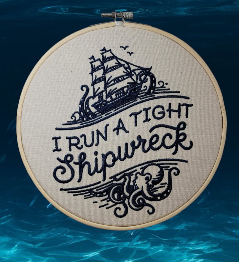 I Run a Tight Shipwreck Sign. - Etsy